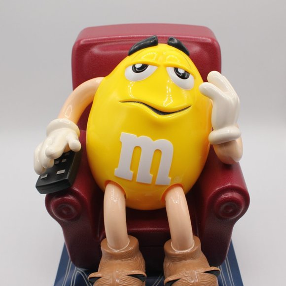 M&M'S | Accents | 999 Vintage Mm Dispenser Yellow Candy In Recliner ...